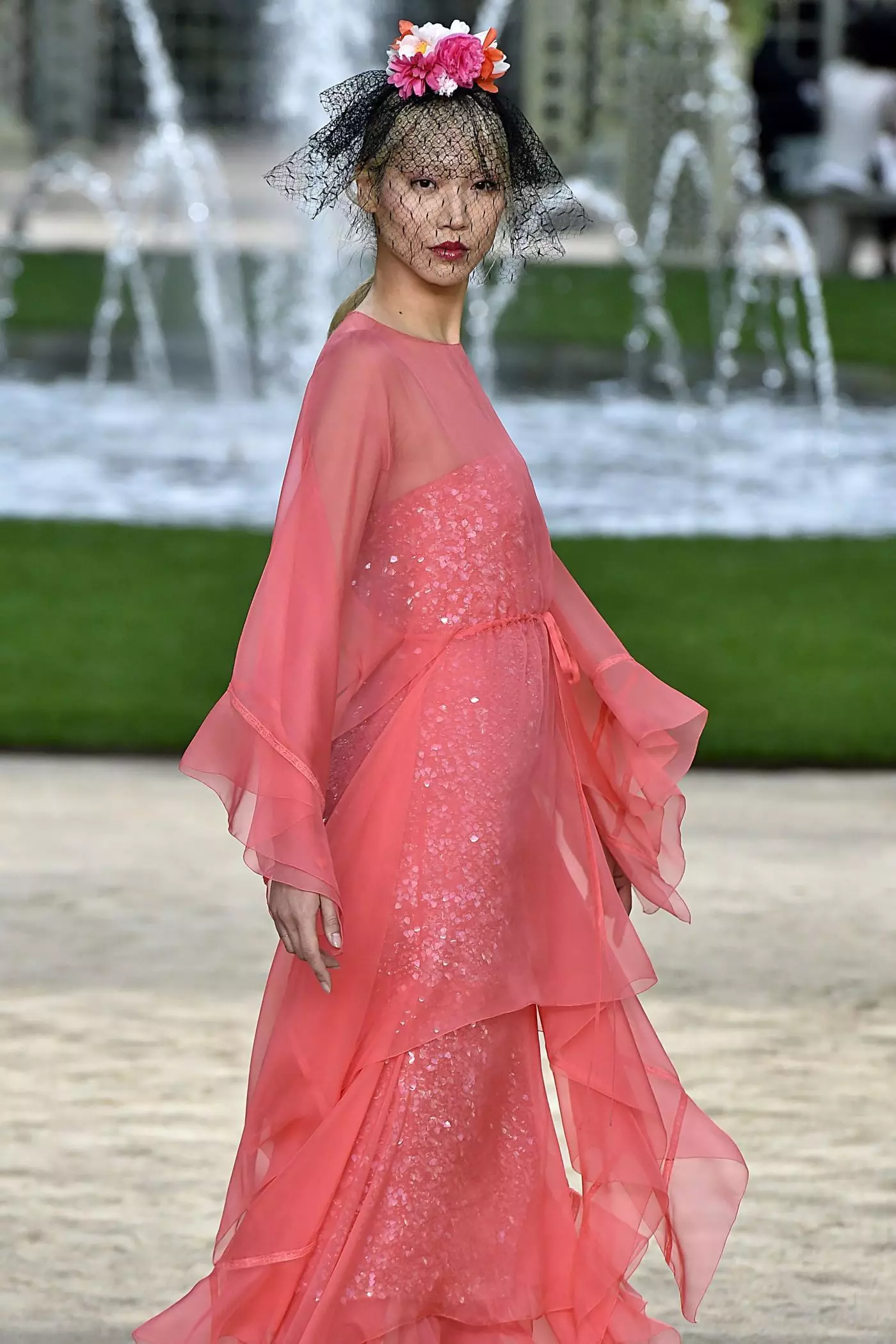 Karlas Lagerfeldas Couture Week metu pristato slaptą Chanel sodą