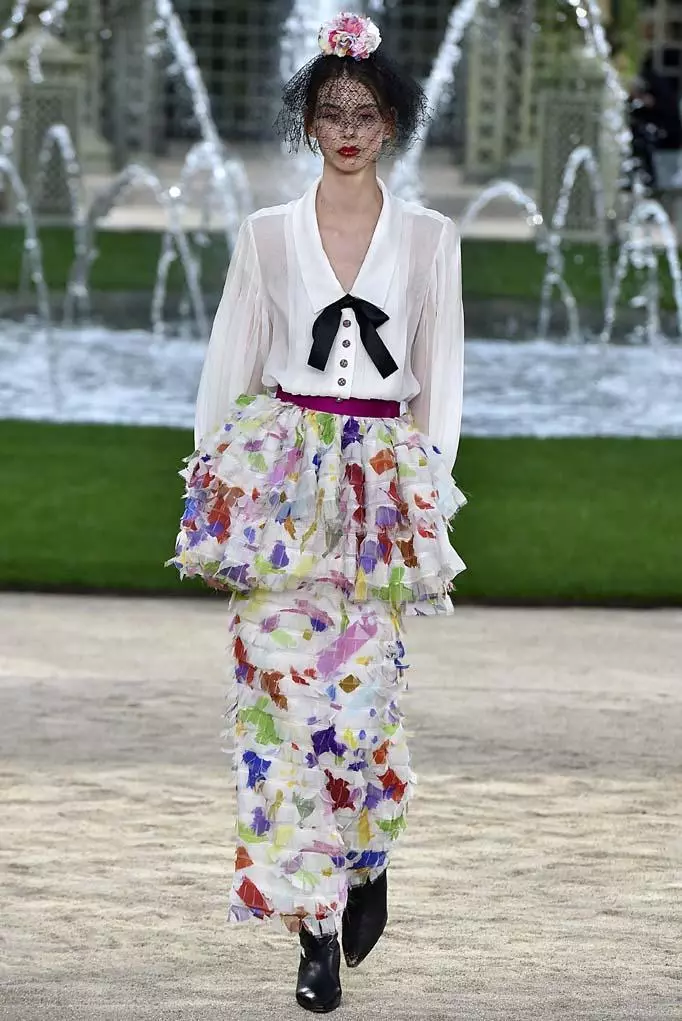 Carl Lagerfeld Couture Week හි Chanel's Secret Garden එළිදක්වයි 24548_31