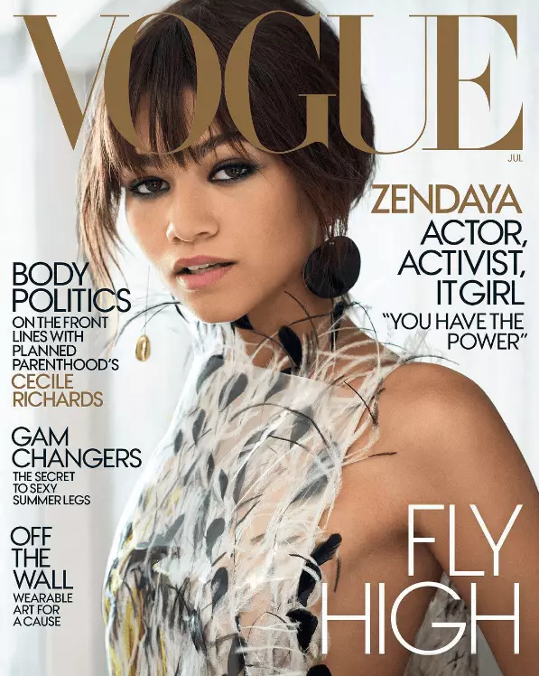 Zendaya Lands Vogue-un İyul Sayı üçün İlk Qapağı 24658_1