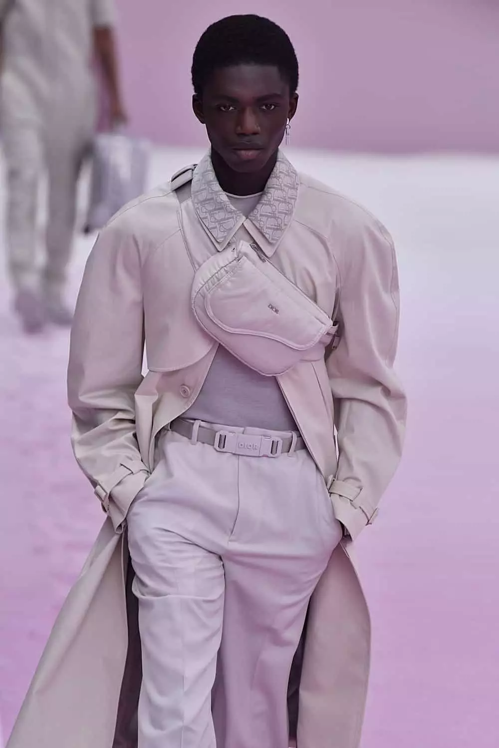 Dior 在 2020 年春季男装秀上首次与 Rimowa 合作 24705_14