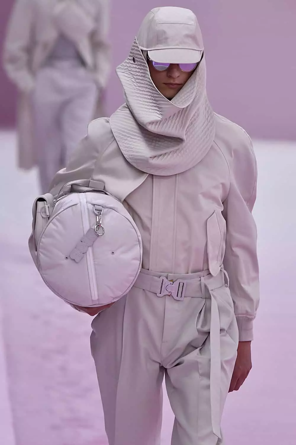 Dior 在 2020 年春季男装秀上首次与 Rimowa 合作 24705_23
