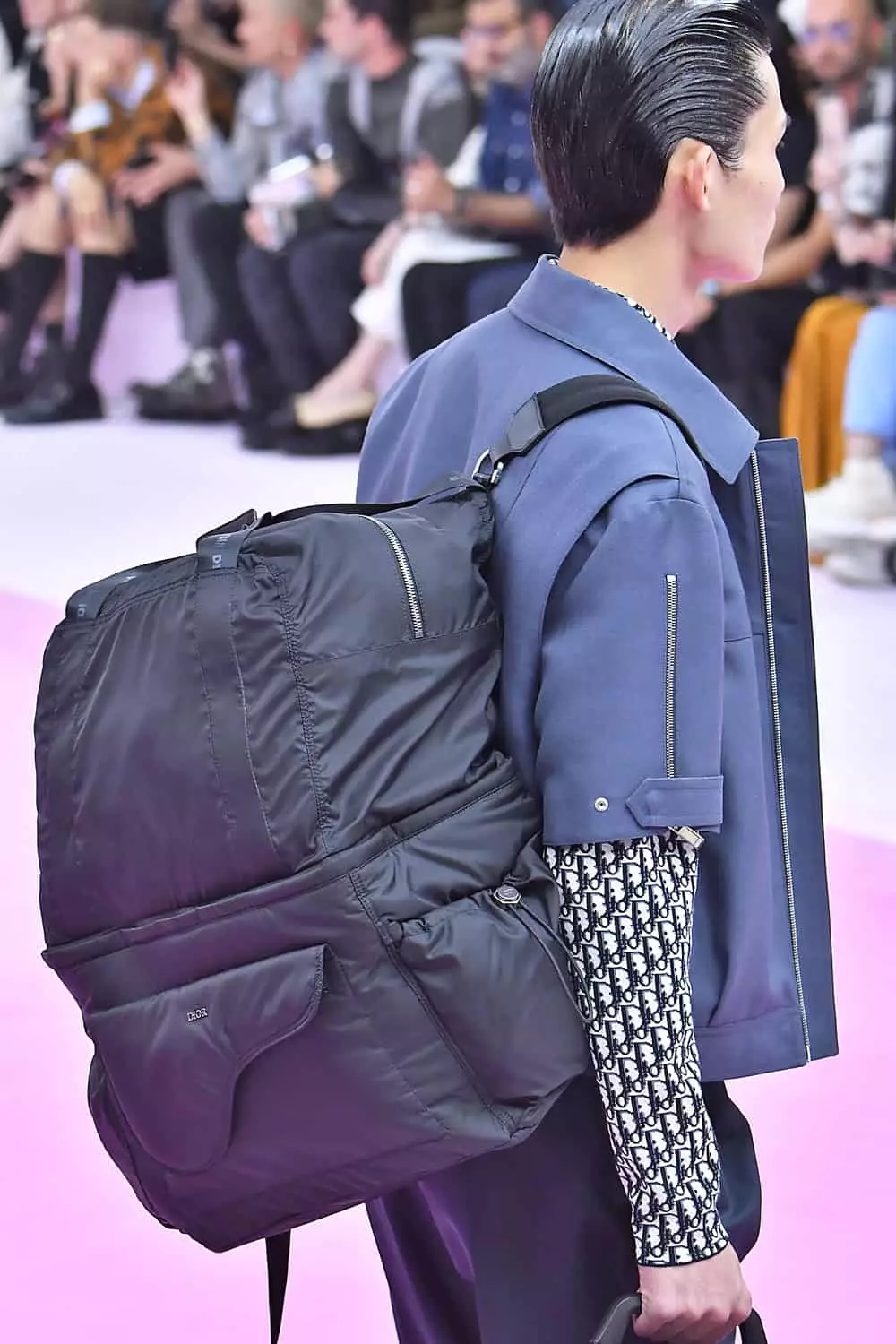Dior debitirao u novoj suradnji s Rimowom na Muškoj modnoj reviji za proljeće 2020 24705_33