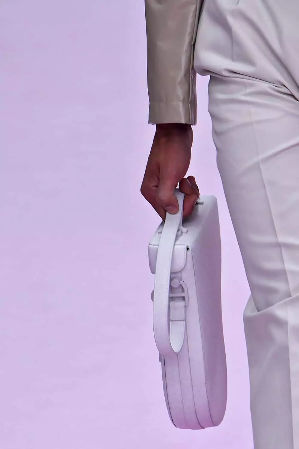 Dior frumsýndi nýtt samstarf með Rimowa á vorsýningu karla 2020 24705_35