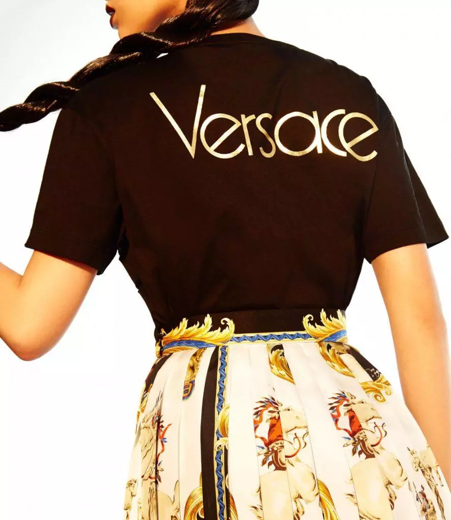Sarudzo yeMhariri: Versace's Starfish-Print Faille Manyurusi 24750_4