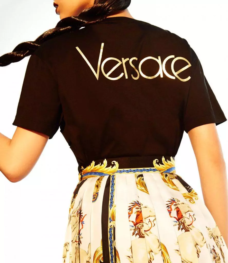 Scelto dalla redazione: muli in faille con stampa stelle marine di Versace 24750_4