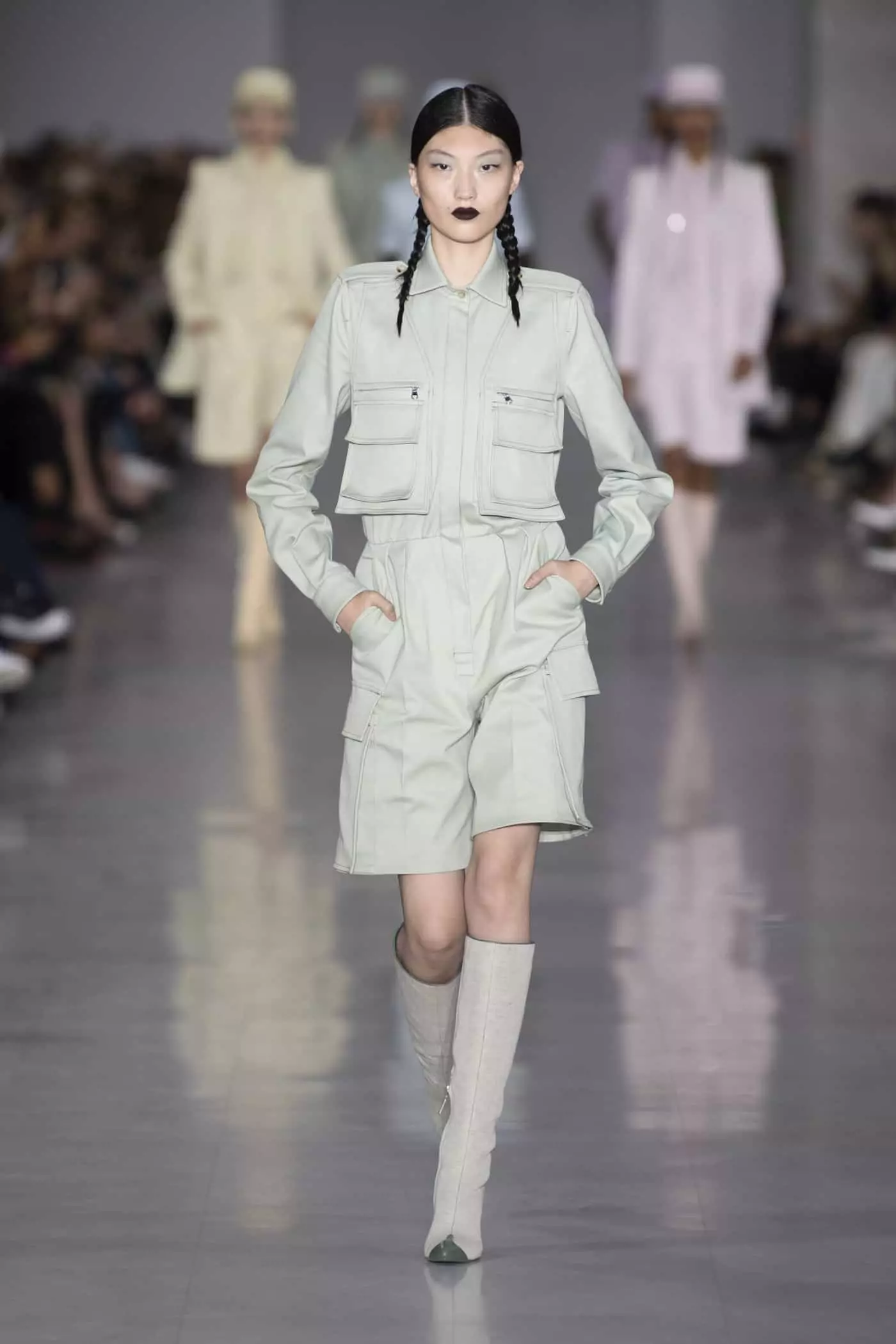 Max Mara Pakéan Sintreuk Implengan Spy Maranéhna pikeun Spring 2020 24759_11