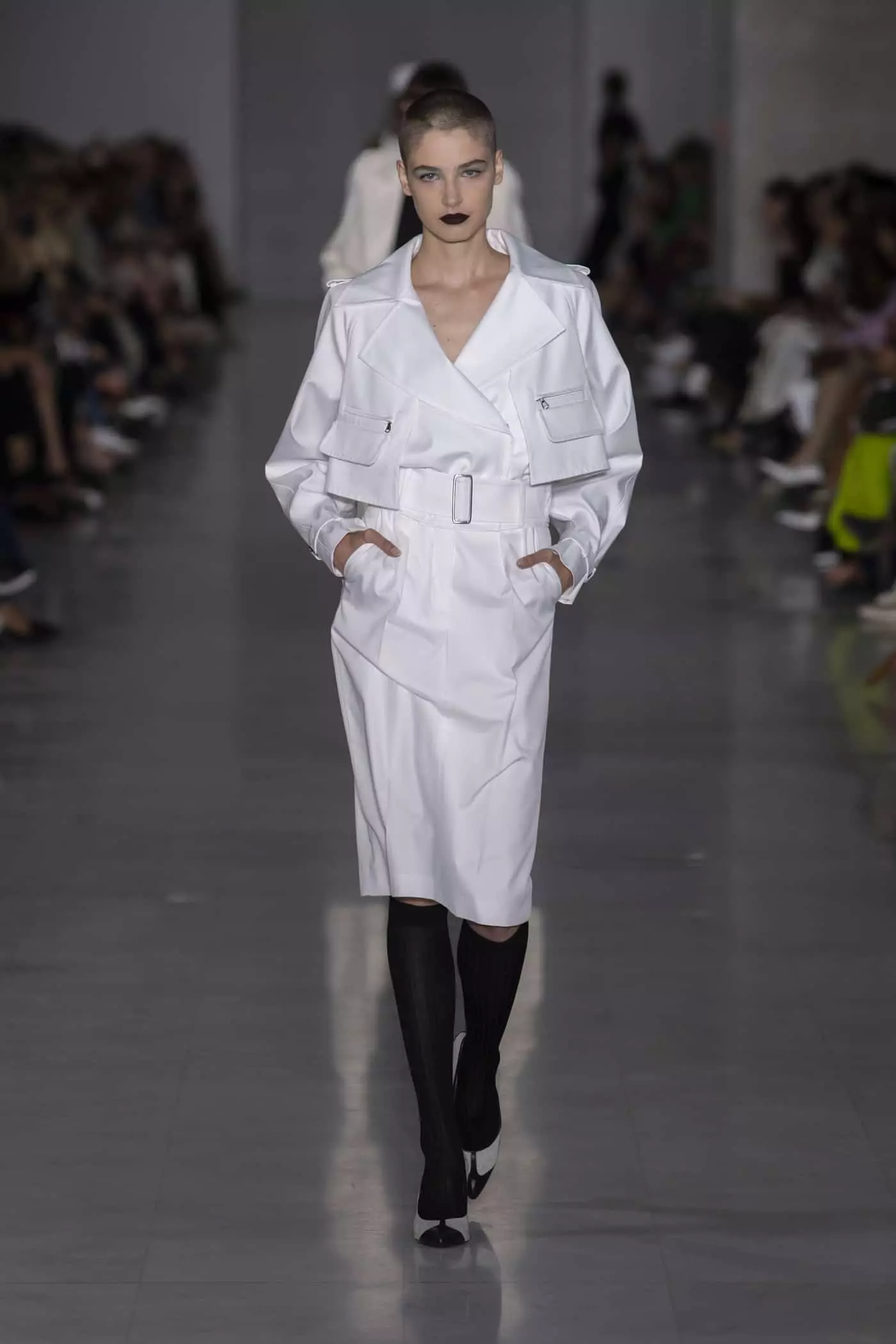 Max Mara Pakéan Sintreuk Implengan Spy Maranéhna pikeun Spring 2020 24759_51