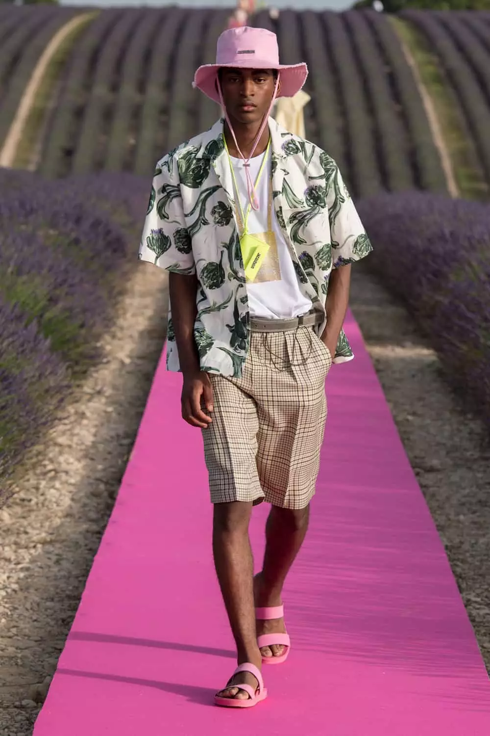 Karl Lagerfeld wprowadza Beauty, Jacquemus Fêtes 10 lat 25131_8