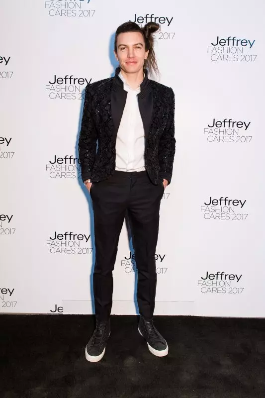 Η Jeffrey Fashion Cares διοργανώνει τον 14ο ετήσιο έρανο της μόδας για τα δικαιώματα LGBT 25670_15