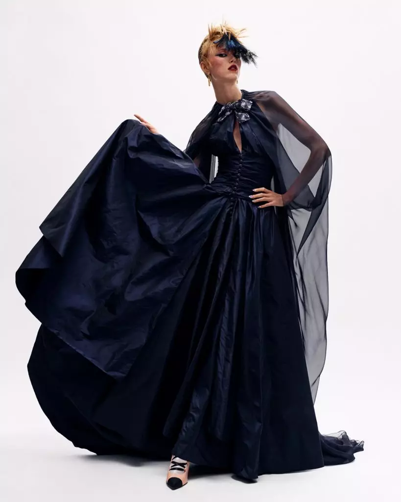 Iqoqo leChanel's Haute Couture Ligqugquzelwe NguKarl Lagerfeld 25979_16