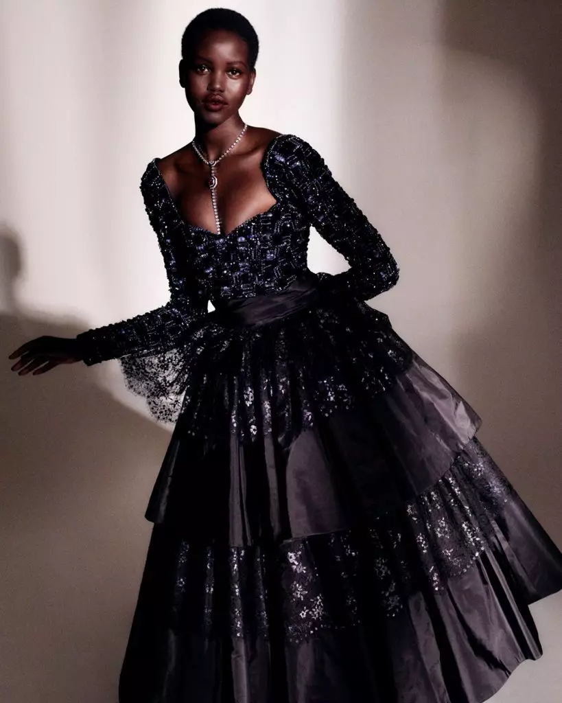 Ang Koleksyon ng Haute Couture ng Chanel ay Inspirado Ni Karl Lagerfeld 25979_27