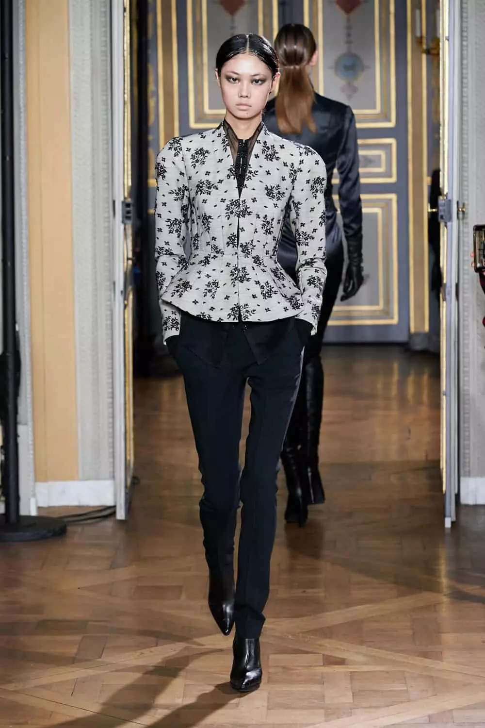 Diarin'i Sofia Achaval's Fararano 2020 Paris Fashion Week: Andro faha-4, faha-5, ary faha-6 25992_24