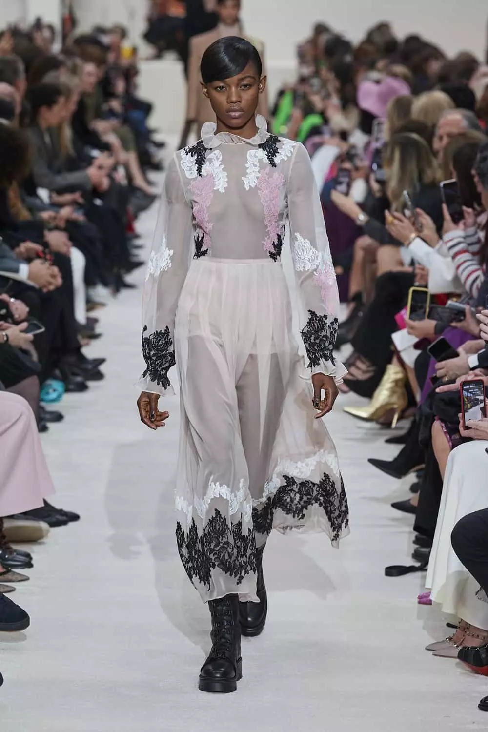 Diarin'i Sofia Achaval's Fararano 2020 Paris Fashion Week: Andro faha-4, faha-5, ary faha-6 25992_68