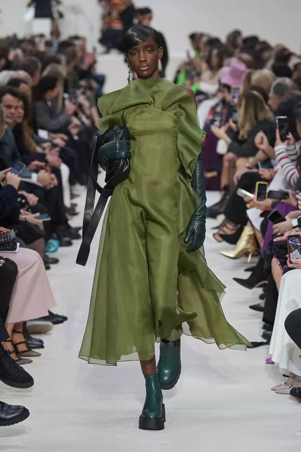 Sofia Achaval's Fall 2020 Paris Fashion Week Diary: Hari 4, 5, & 6 25992_69