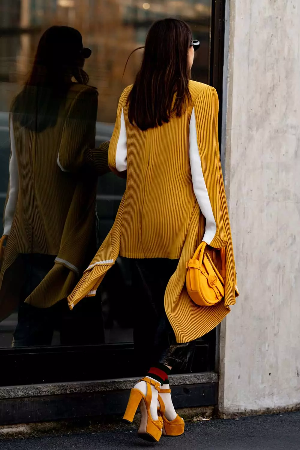 De bästa streetstyle-lookerna från Milanos modevecka 26186_23