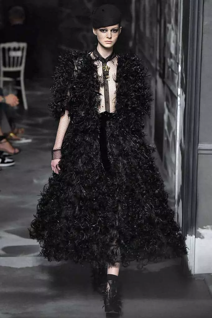 Set Couture Fall 2019 Dior’s Elaborate Wedi Cymryd Tair Wythnos i’w Adeiladu 26199_16