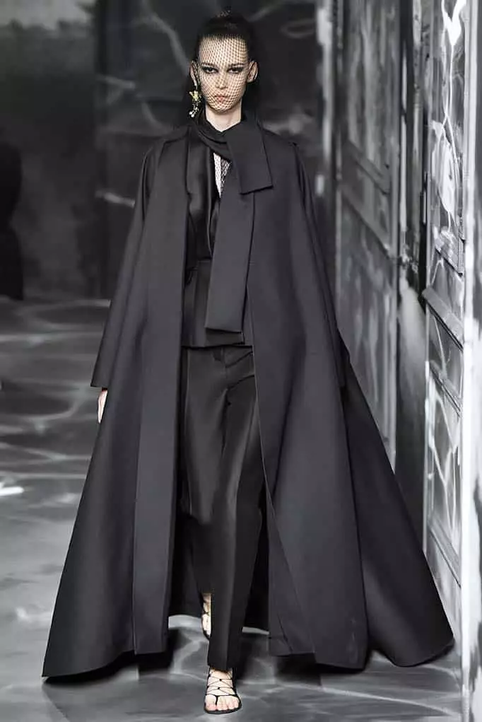 I-Dior's Elarate Fall 2019 Couture iseti ithathe iiveki ezintathu ukwakhiwa 26199_18