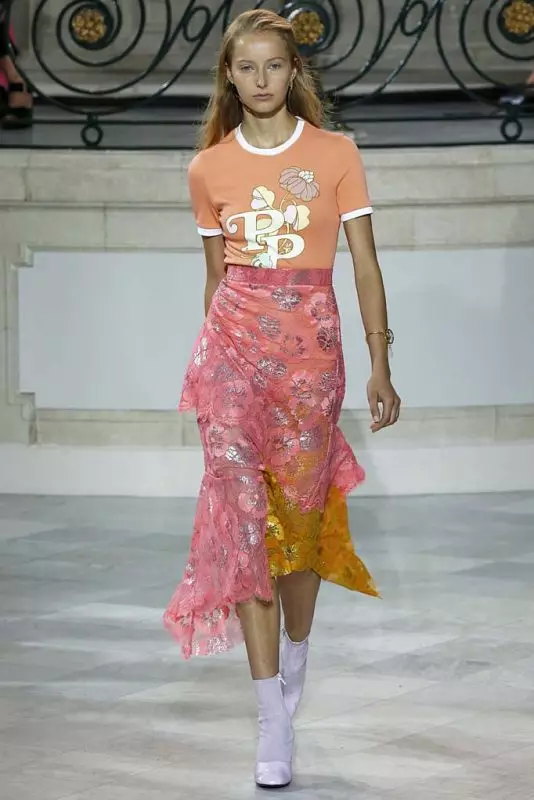 Fa'ailoga Mata'utia Mai London Fashion Week: Burberry! Christopher Kane! Peter Pilotto! 26379_30