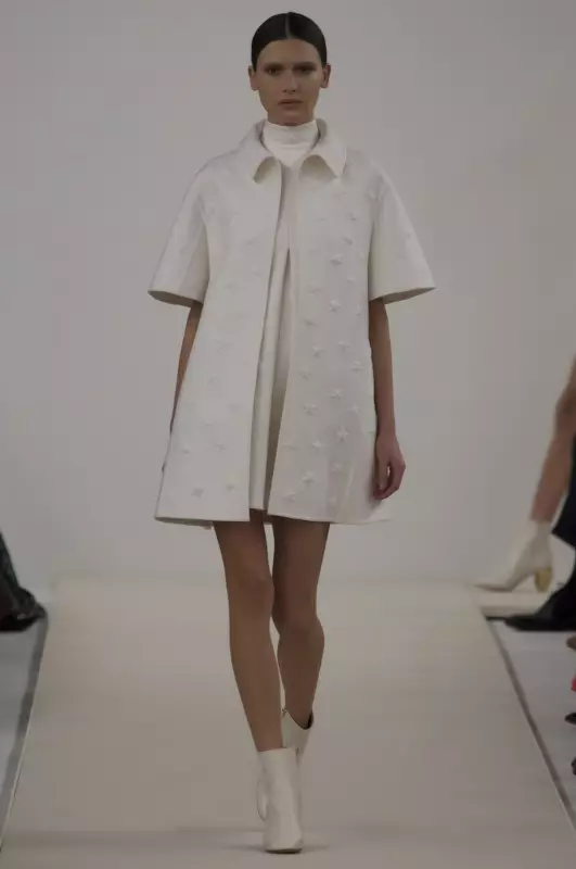 Valentino представляет Winter White Look на показе Haute Couture в Нью-Йорке 26382_26