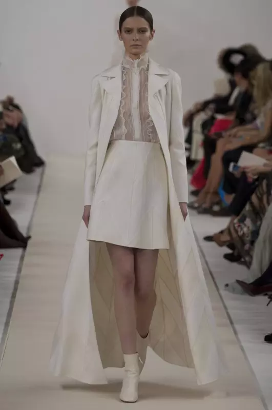 Valentino представляет Winter White Look на показе Haute Couture в Нью-Йорке 26382_30