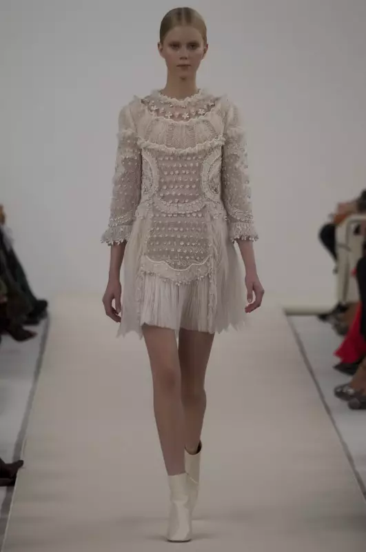 Valentino представляет Winter White Look на показе Haute Couture в Нью-Йорке 26382_4