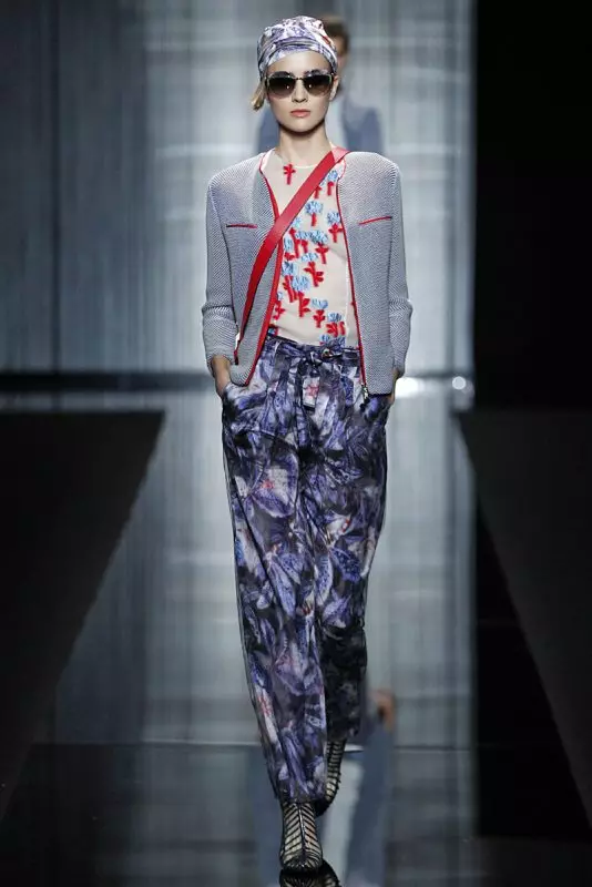 Milan Fashion Week: Giorgio Armani, Emilio Pucci, Etro at Higit Pa 26417_3