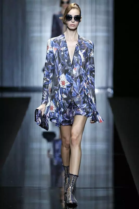 Milan Fashion Week: Giorgio Armani, Emilio Pucci, Etro & More 26417_4