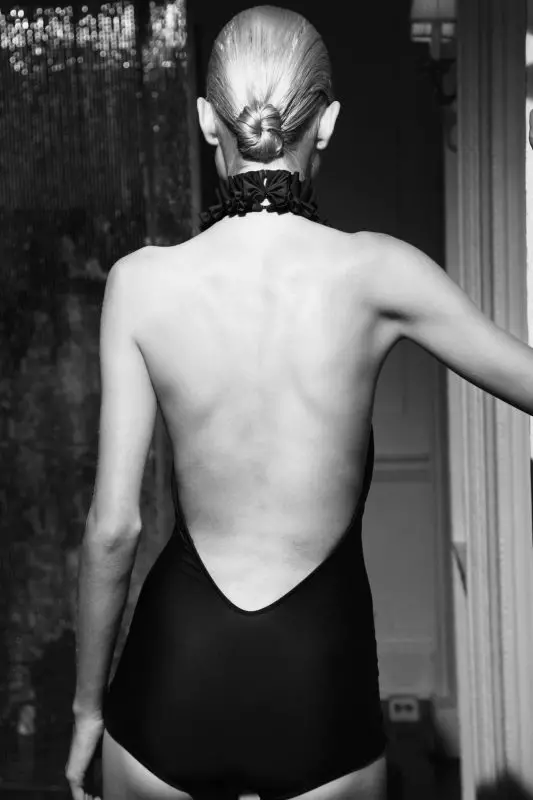 ဘရာဇီးဒီဇိုင်နာ Adriana Degreas က 'Bain Couture' ကို တင်ဆက်သည် 26540_11