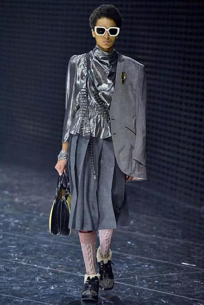 Unsa ni nga Fresh Horror? Gucci Fall 2019! 26581_24