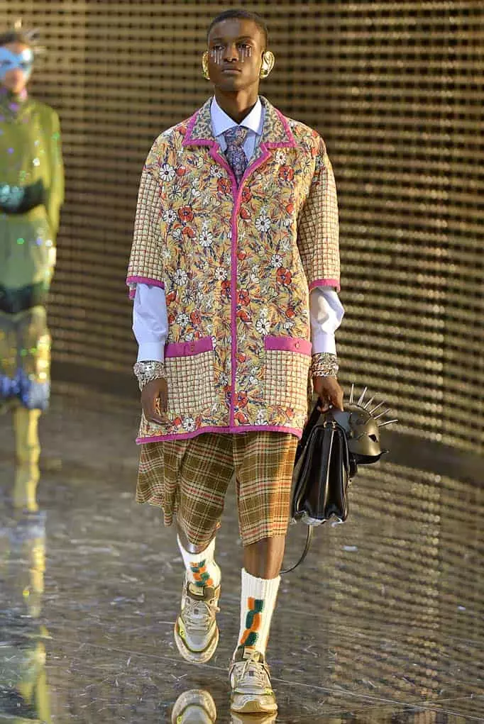 ይህ ምን ትኩስ አስፈሪ ነው? Gucci ውድቀት 2019! 26581_40