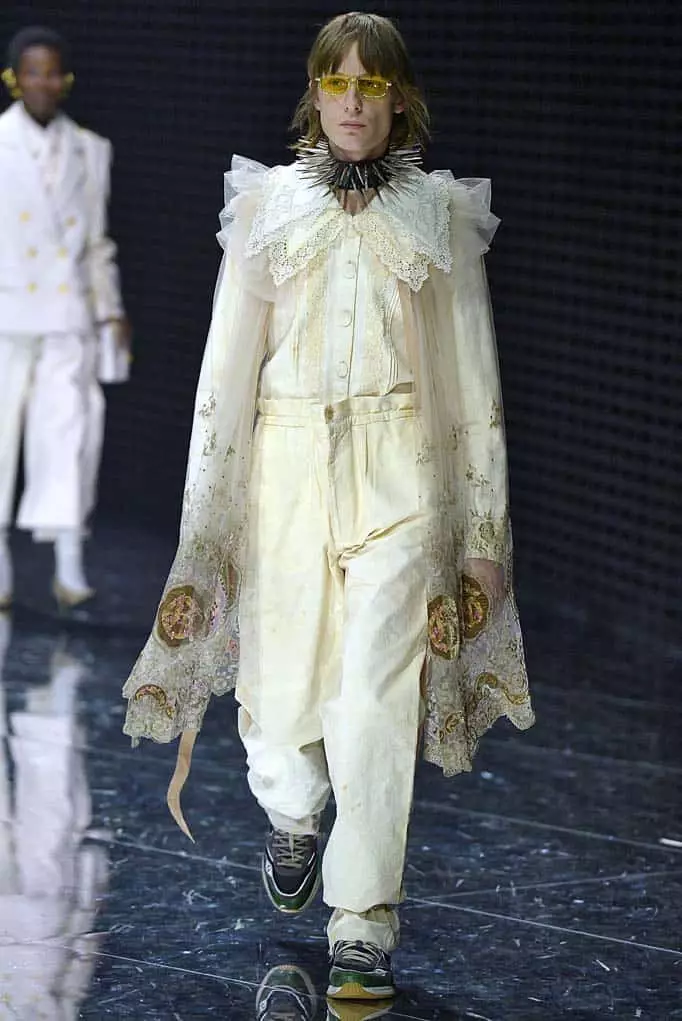 Che orrore fresco è questo? Gucci Autunno 2019! 26581_55