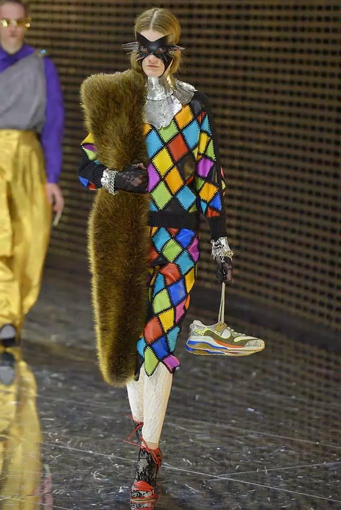 Unsa ni nga Fresh Horror? Gucci Fall 2019! 26581_81