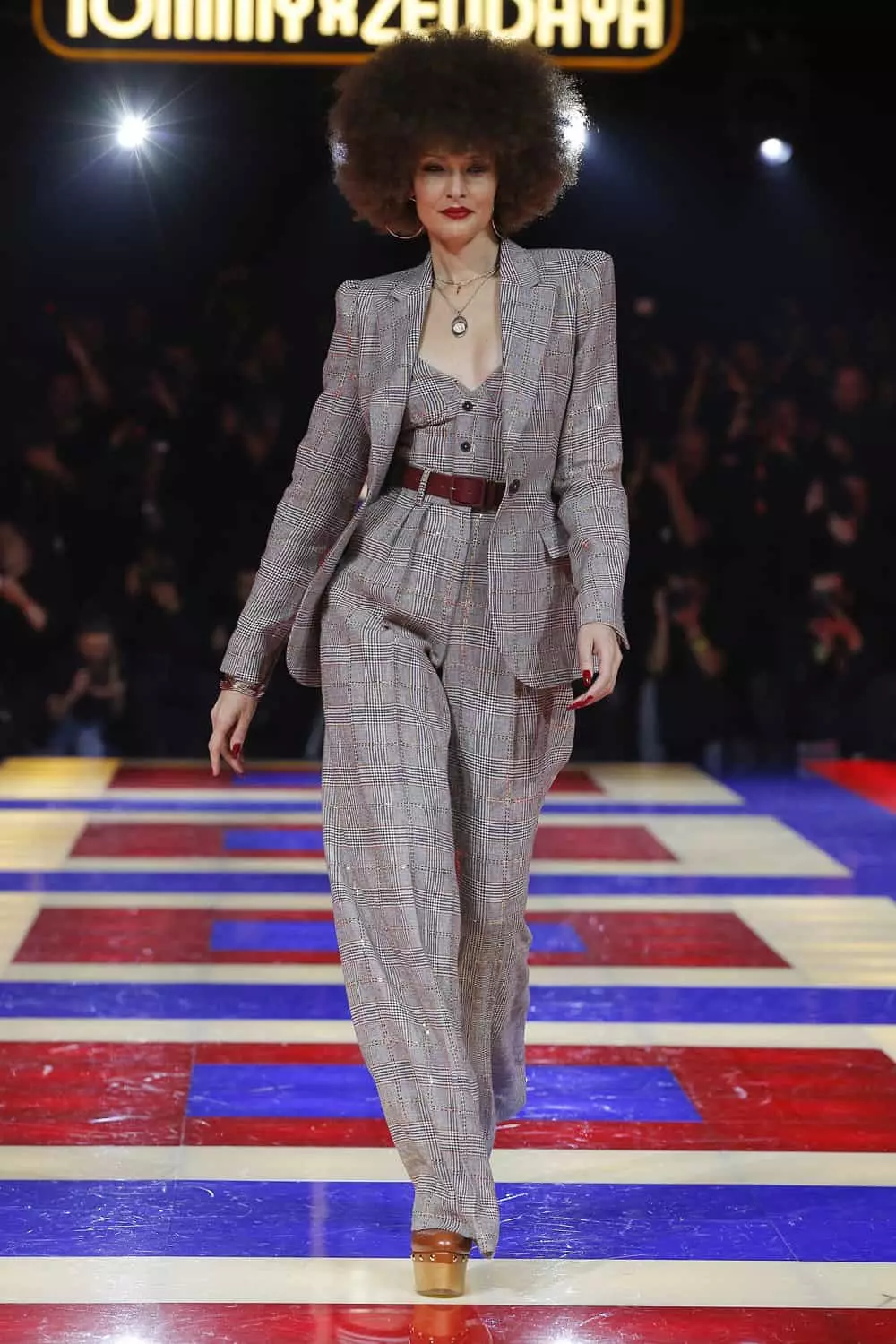 Tommy Hilfiger ve Zendaya Partiyi Paris Moda Haftasına Getirdi 26864_66