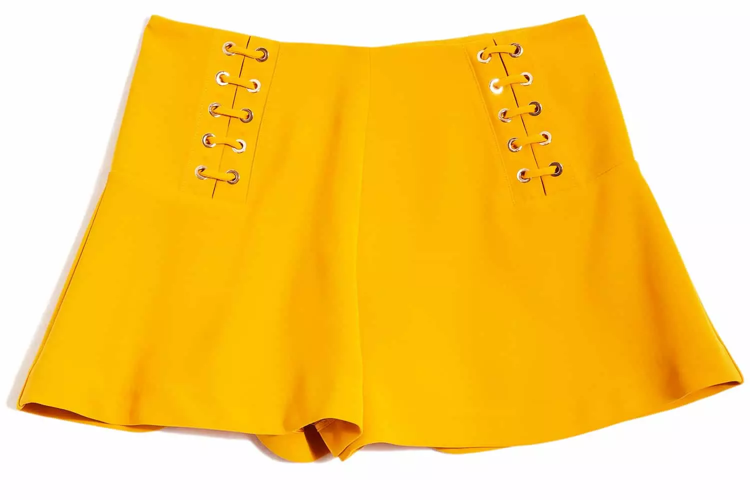 Redakteur's Pick: Marciano Daisi Lace-Up Shorts