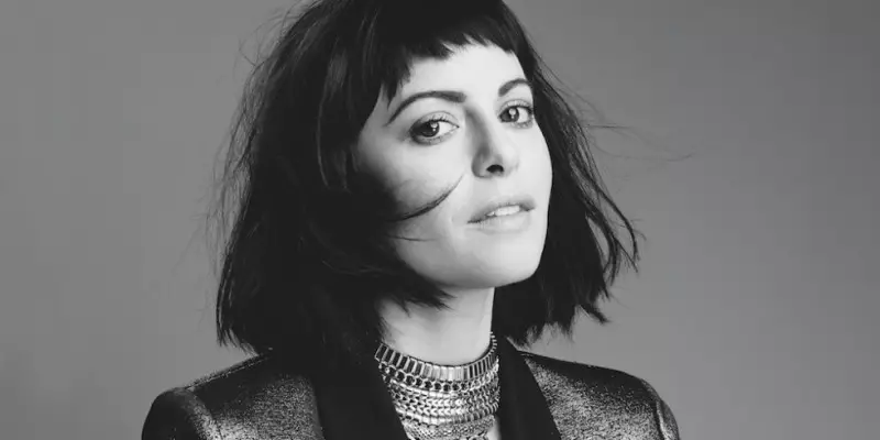 Nasty Gal Girlboss Sophia Amoruso သည် Marie Claire နှင့်ပူးပေါင်းသည်။