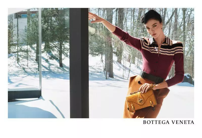 Bottega Veneta ujawnia nową współpracę kampanii z Toddem Hido