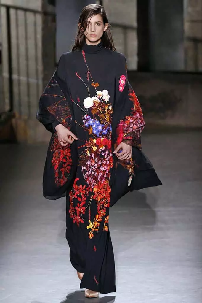 Dries Van Noten stordisce a Parigi, Hood by Air Back From the Dead 27741_13