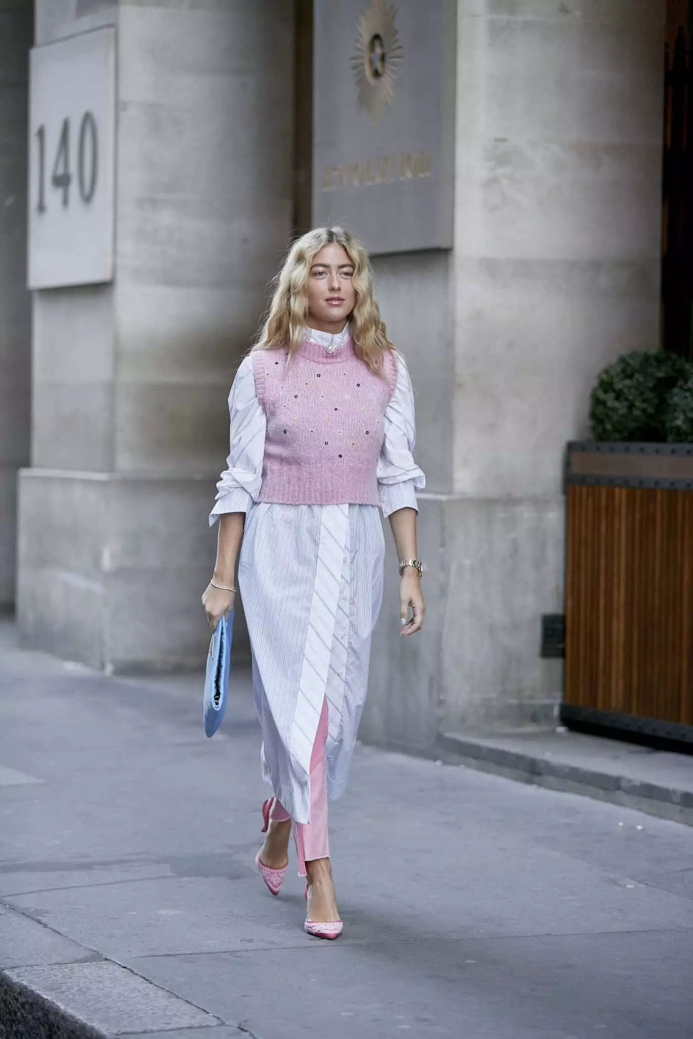 51 Best Street Style Looks Mula sa London Fashion Week 28494_35