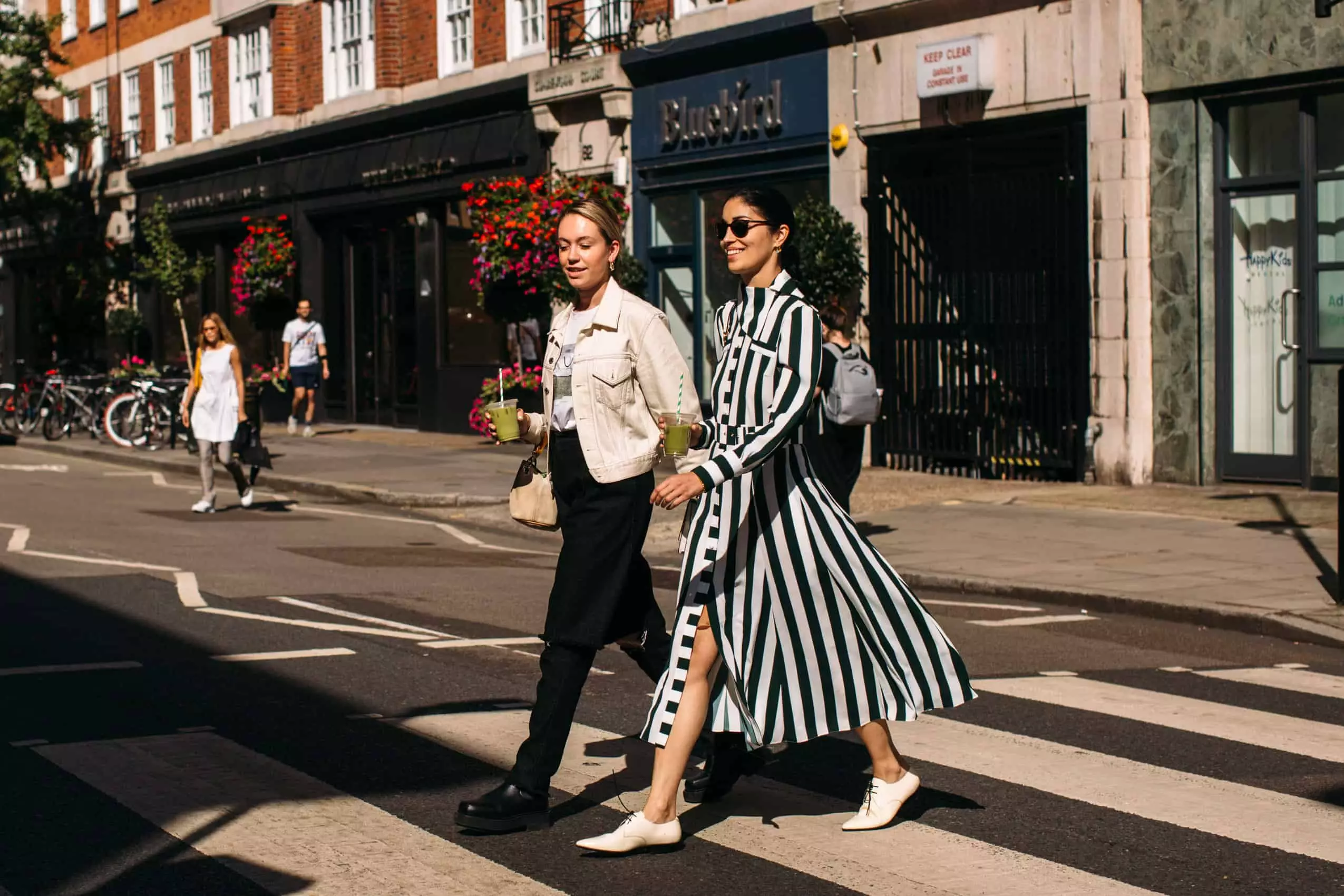 51 най-добри визии в уличен стил от седмицата на модата в Лондон 28494_43