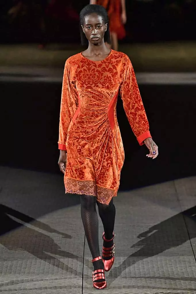 Սոֆիա Աչավալի ամբողջական աշնանային 2019 թվականի Փարիզի Նորաձևության շաբաթվա օրագիրը 29049_5