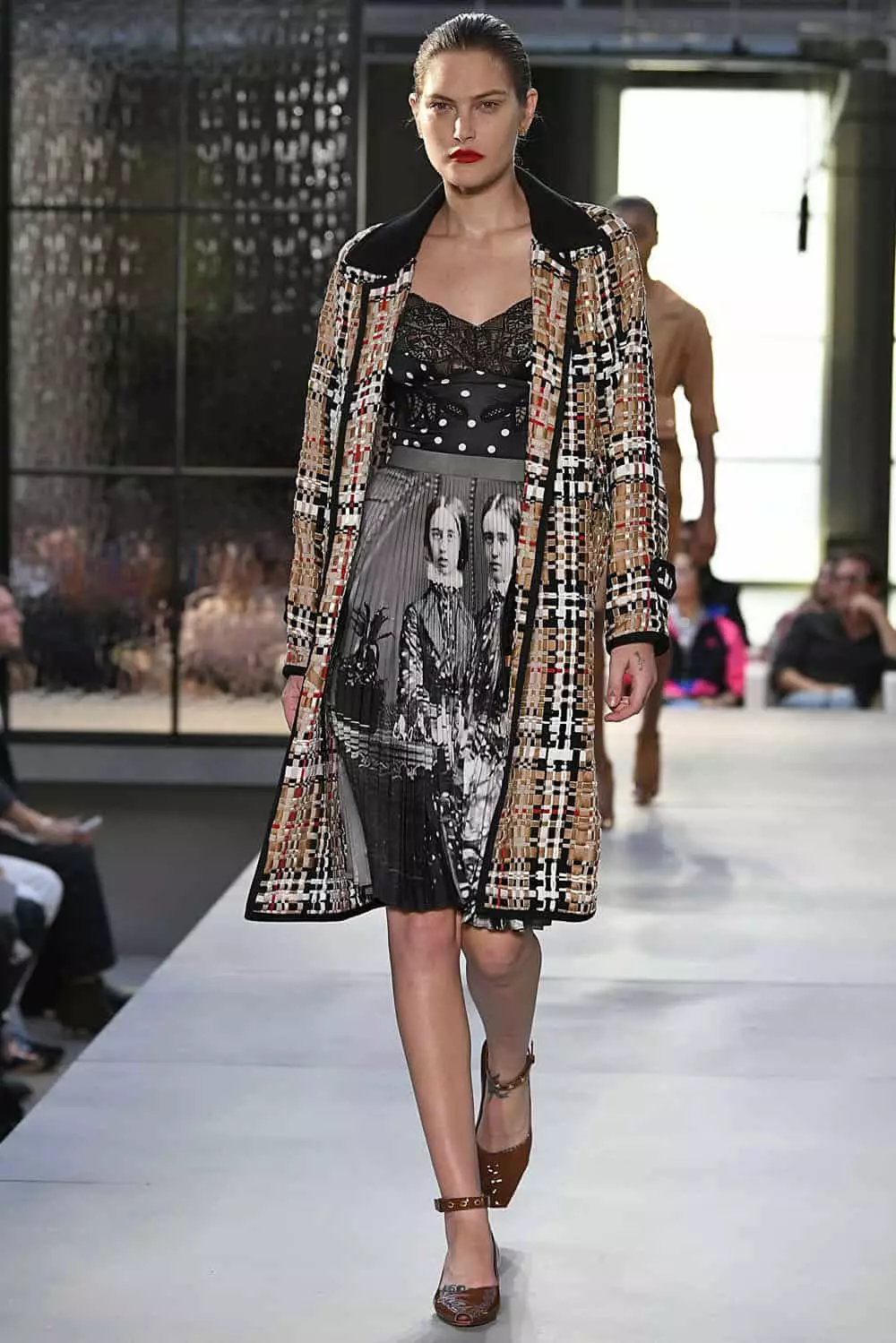 Otte ting at vide om Riccardo Tiscis Burberry-debut 29093_10