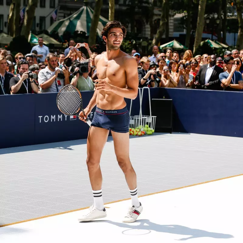 Tommy Hilfiger heldur „Strip Tennis“ leik til að taka á móti Rafael Nadal 29132_6