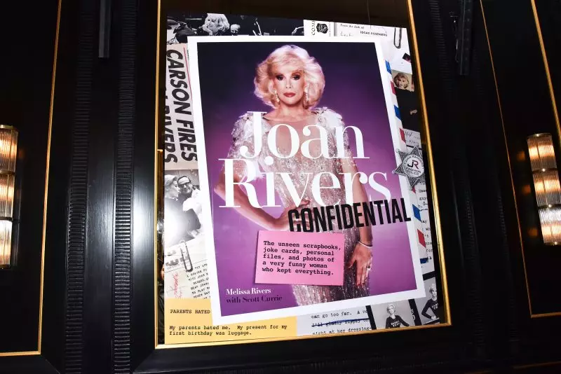 Joan Rivers හට තවමත් 'Em In ඇසුරුම් කළ හැක 29387_4