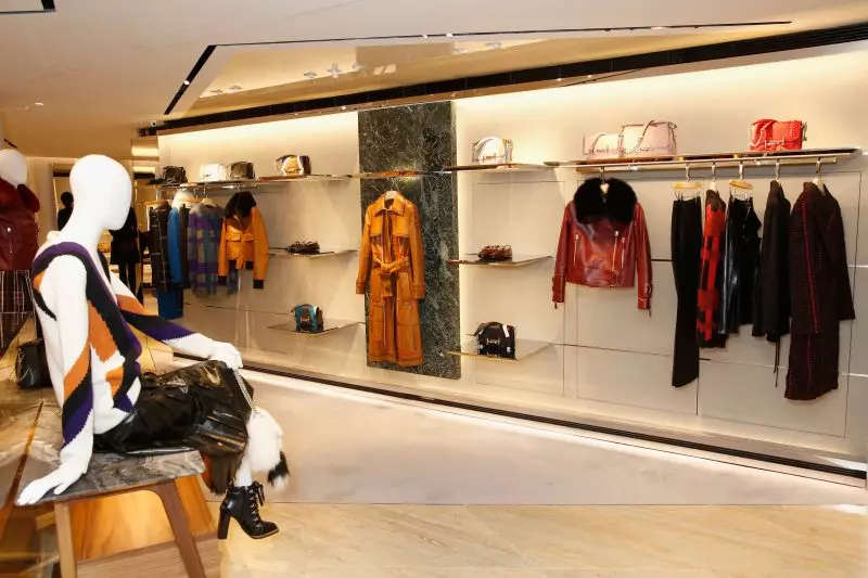 Tod's reabre la boutique de Londres y presenta un nuevo bolso con Saira Hunjan 29607_24