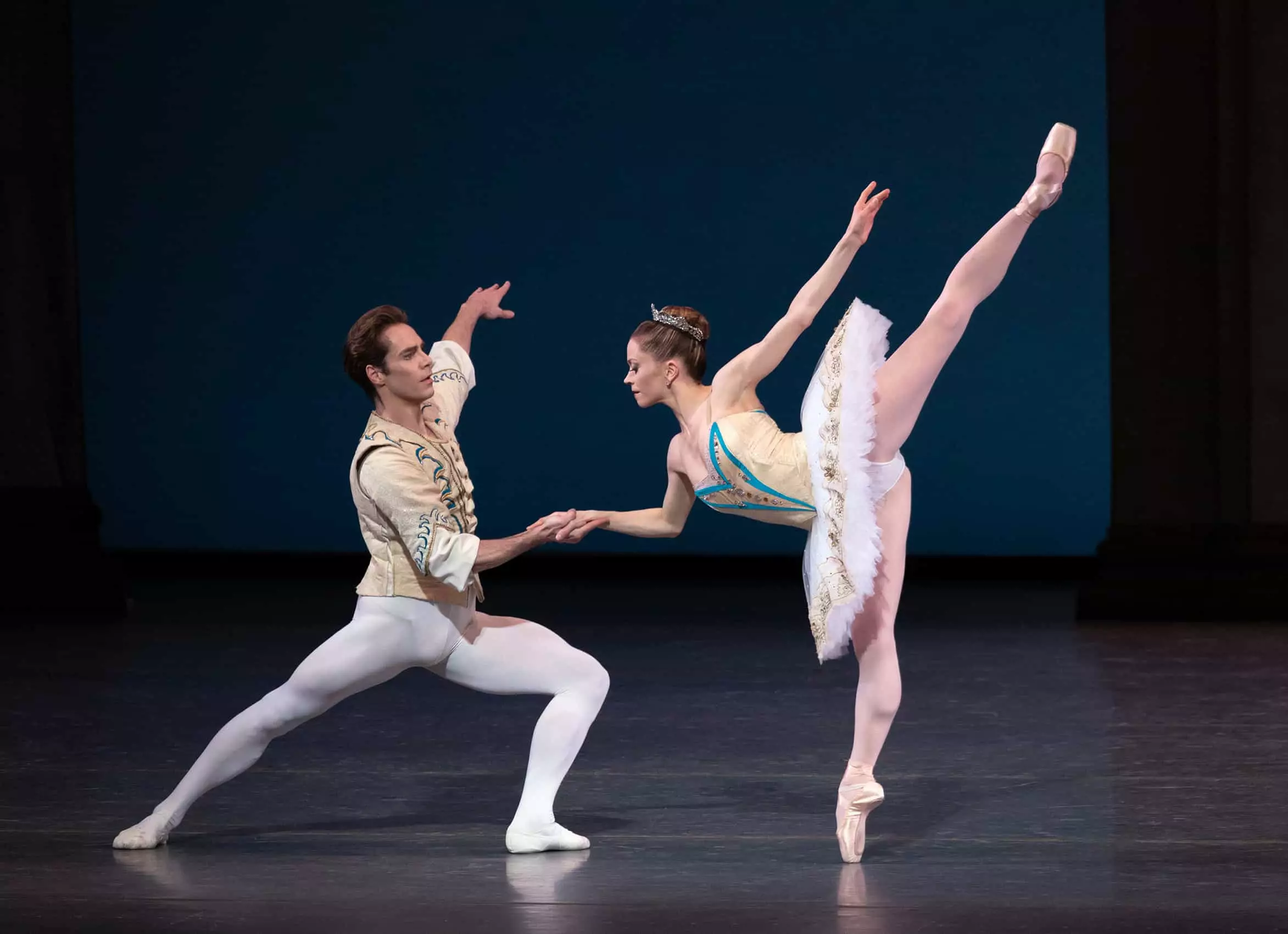 NYC Ballet samler inn mer enn 2,3 millioner dollar med stilig vårgalla 29636_10