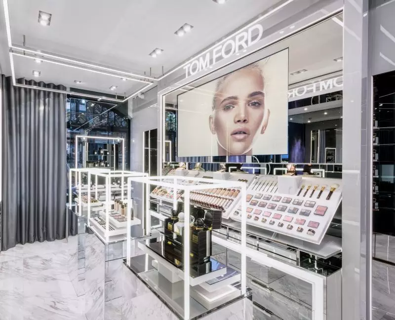 Tom Ford Beauty Malfermas la Unuan Sendependan Vendejon en Londono