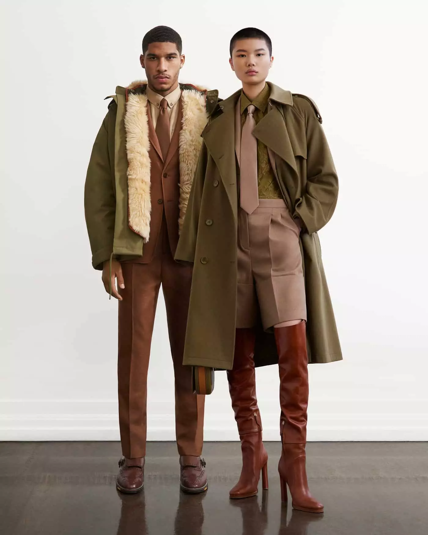 Burberry Pre-Fall '21 és un uniforme per a l'exterior, però no com t'ho imaginaries 2983_3