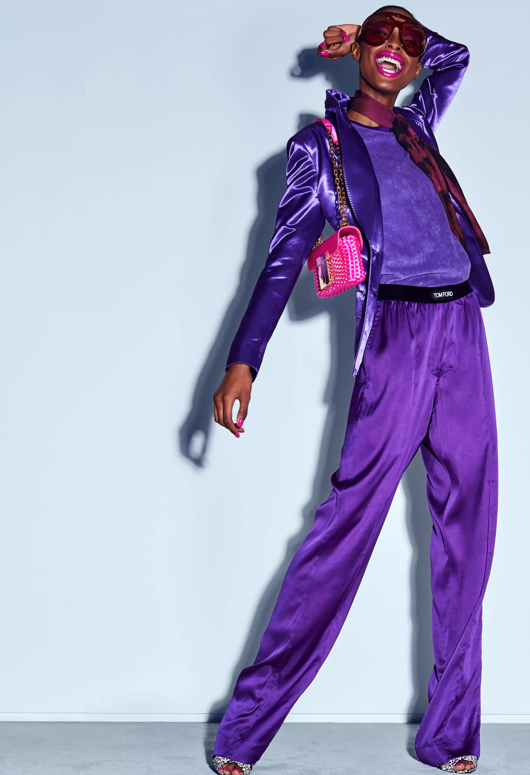 Tom Ford's Silk da Suede Sweats Zasu ɗauki Wardrobe ɗin ku na 'WFH' zuwa Mataki na gaba 2991_11