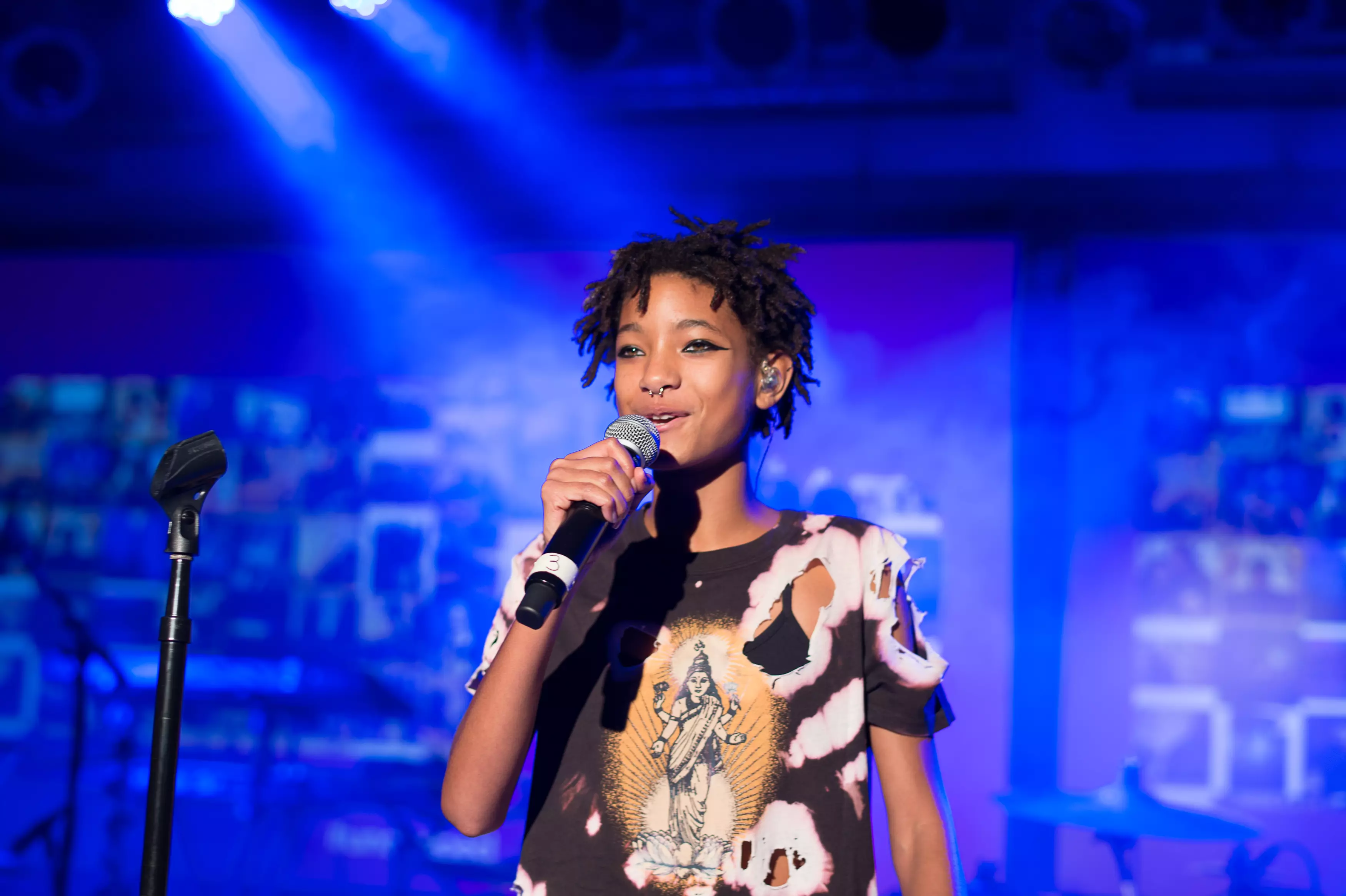 The Daily Roundup: Willow Smith om hendes Chanel-rolle, Kendall & Kylie Design-håndtasker