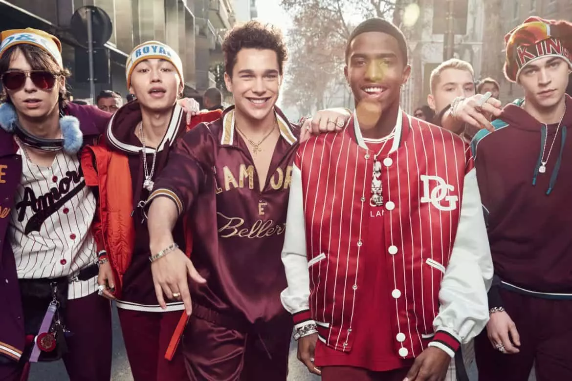 Новая кампания Dolce & Gabbana трещит по швам от знаменитых отпрысков 30800_1